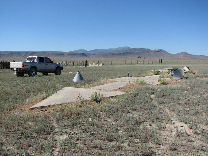 Giant Concrete Arrows Across America – GEOGRAPHY EDUCATION